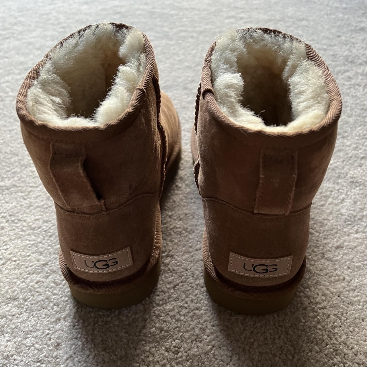 Women’s Uggs Classic Mini II. Size 9 women’s, gently... - Depop