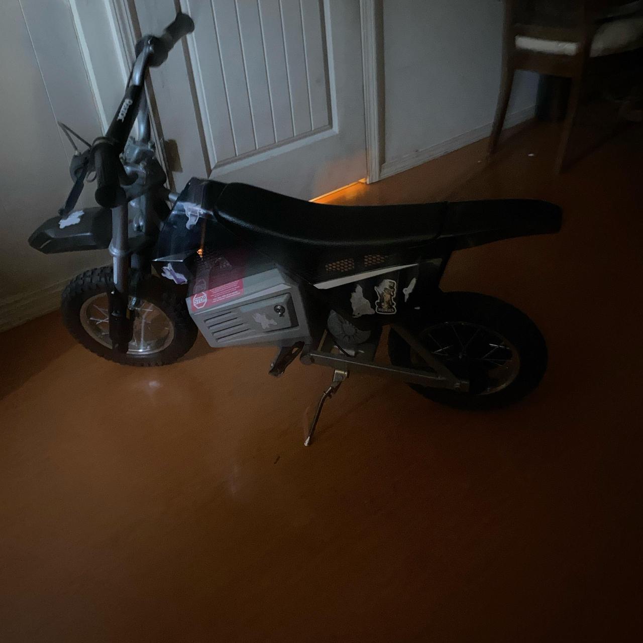 Razor electric bike turns on but doesn’t drive and... | Depop