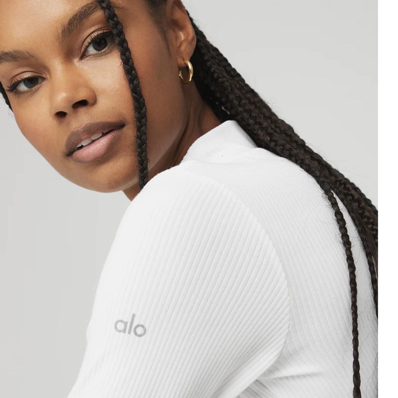 Alo Women's White Shirt | Depop