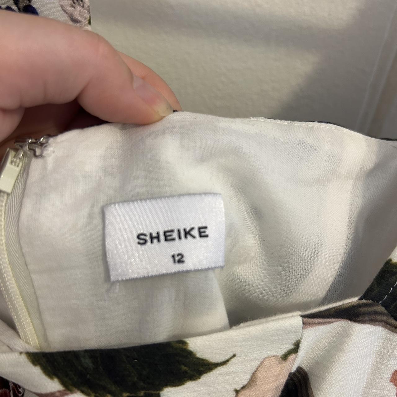 Sheike floral mini dress Size 12 Never worn - Depop