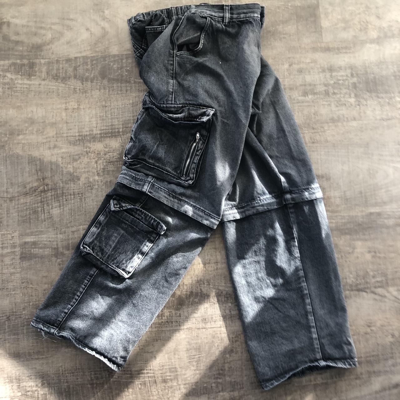 Gray Raver Pants/Jorts Dm for measurements - Depop