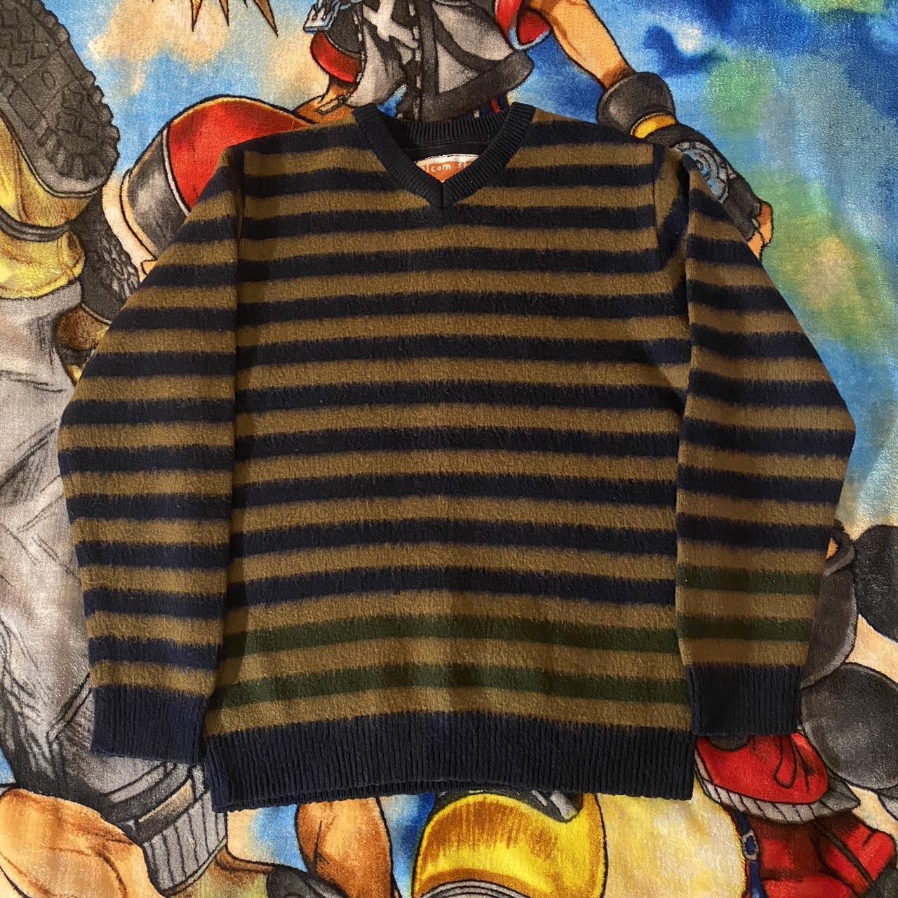 Volcom vintage sweater Reminiscent of a grunge Kurt... - Depop