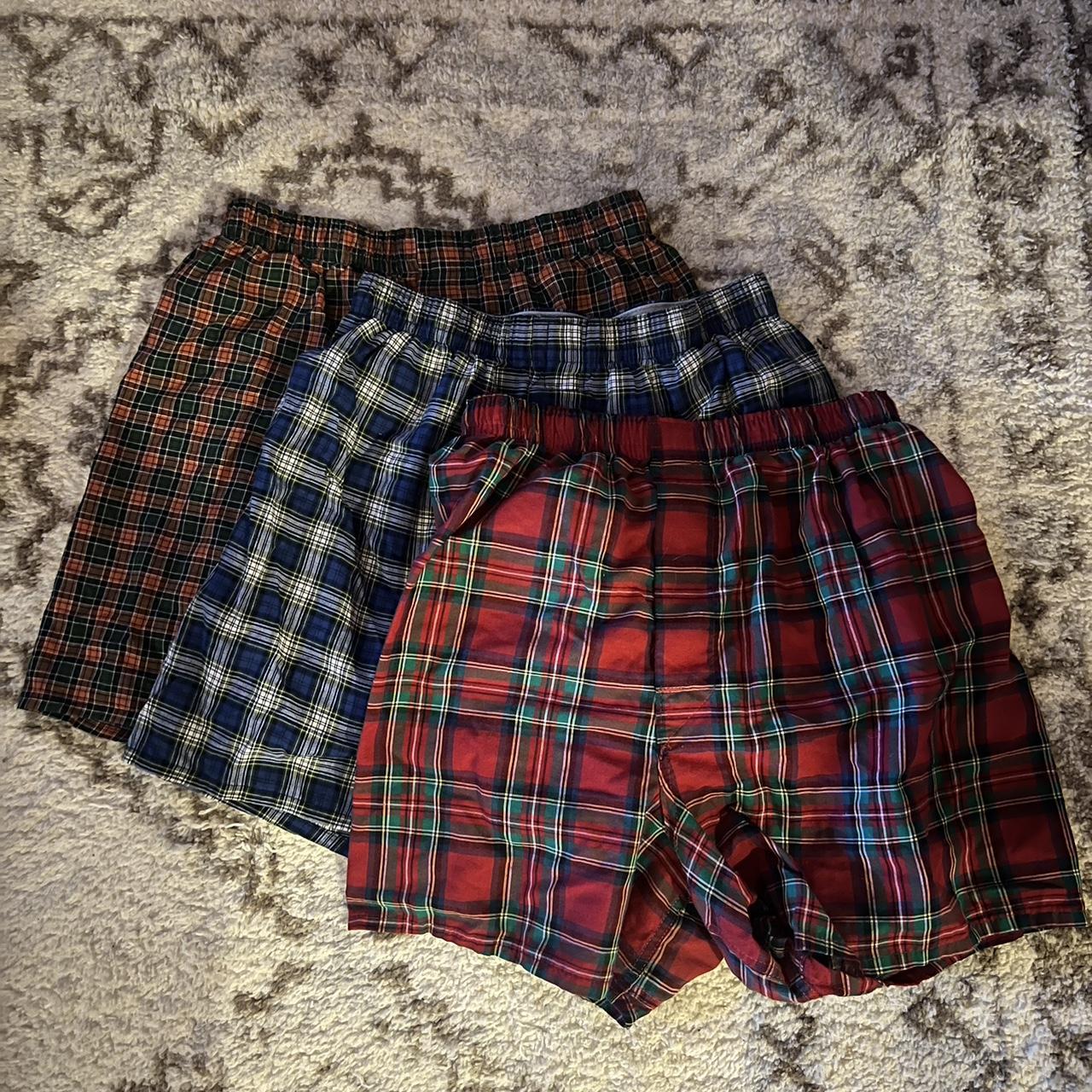 men’s hanes boxers *only been worn as sleep shorts* - Depop