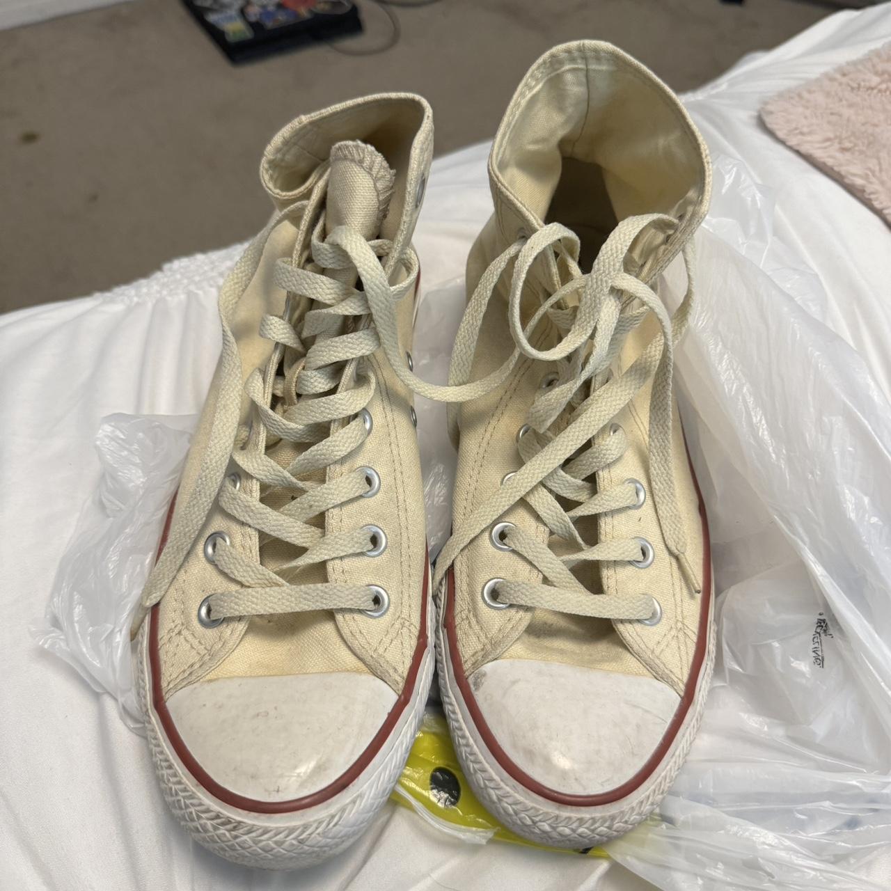 Cream converse - Depop