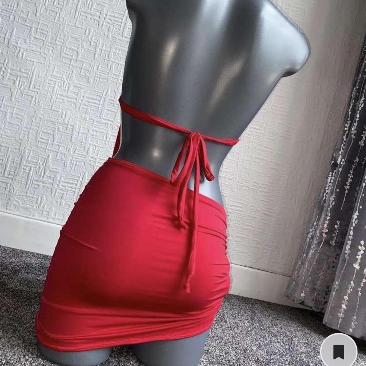 Red two piece fit a 6-10 - Depop