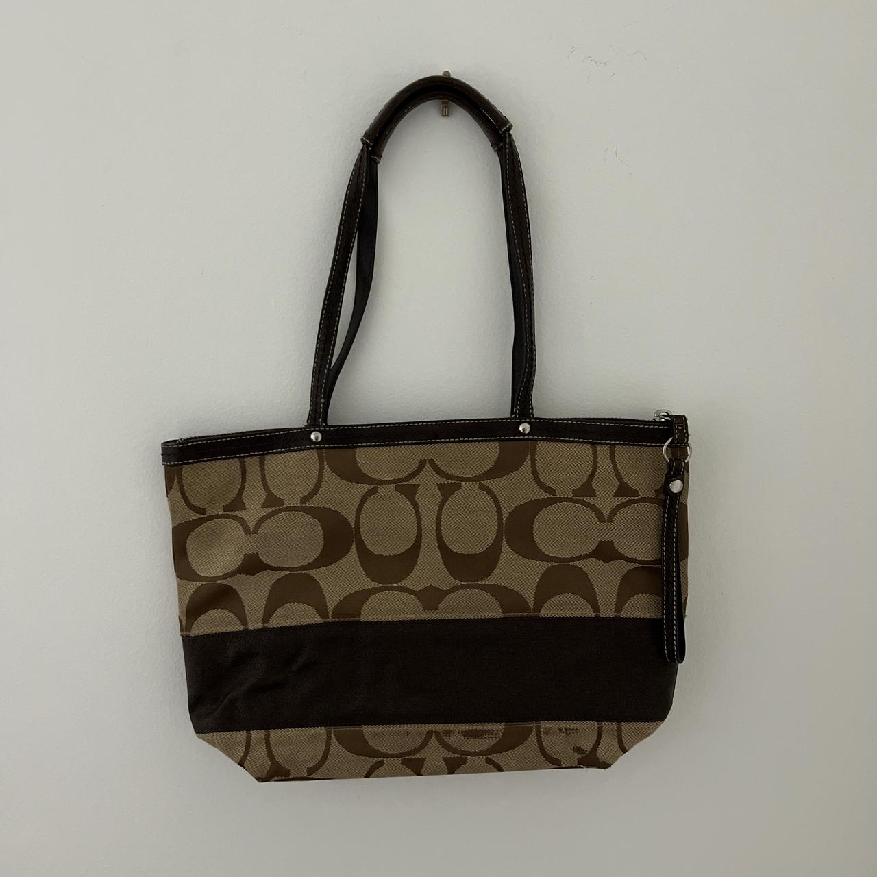 Vintage Coach Bag — in good condition, medium size - Depop