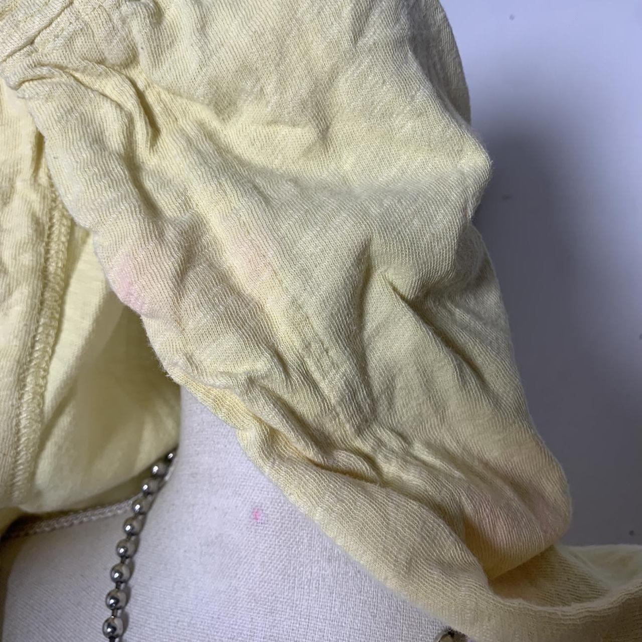 Y2k yellow front zip hoodie with pockets In fair... | Depop