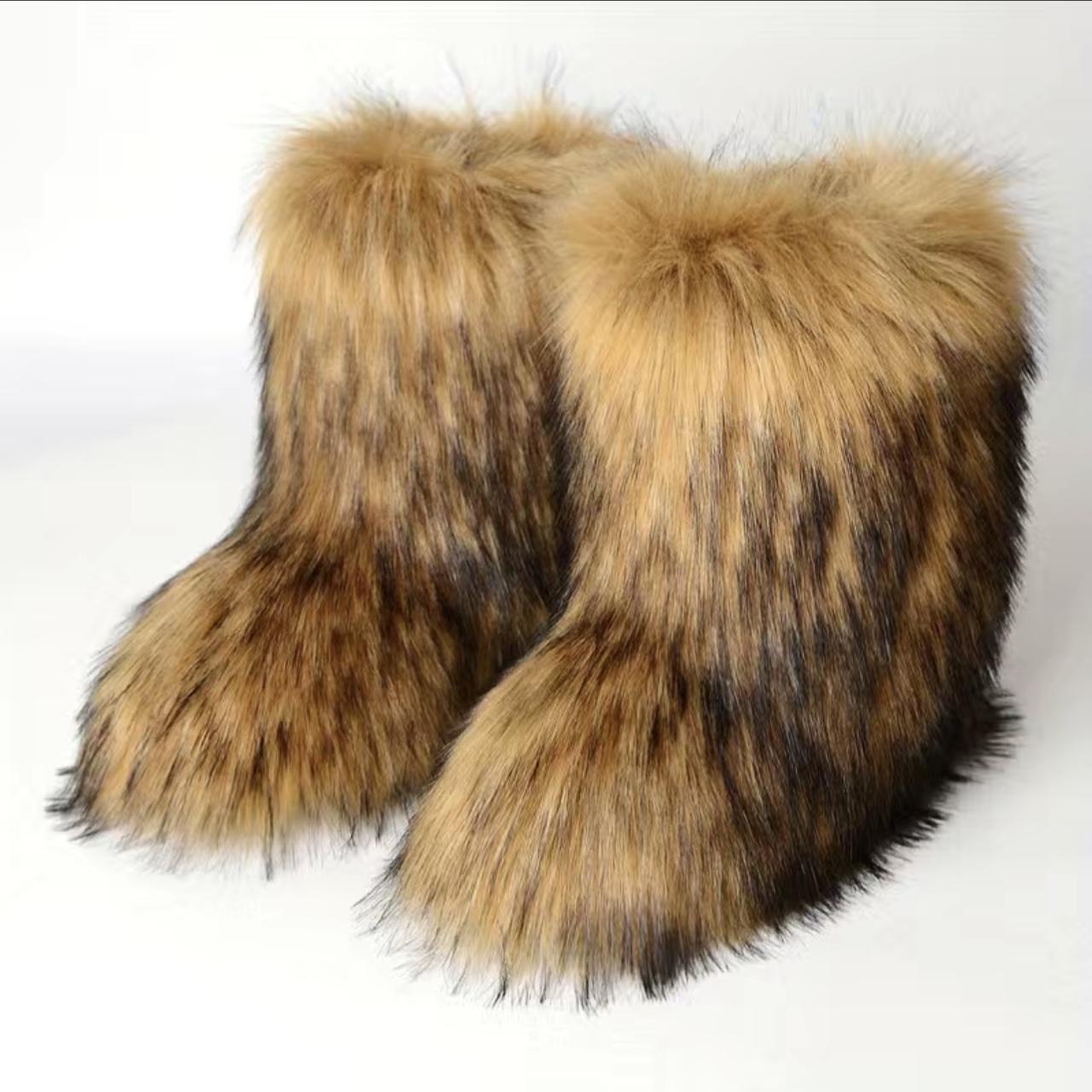 Fur boots - Depop