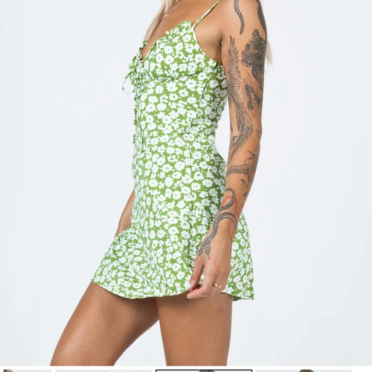 Princess Polly green floral dress - Depop