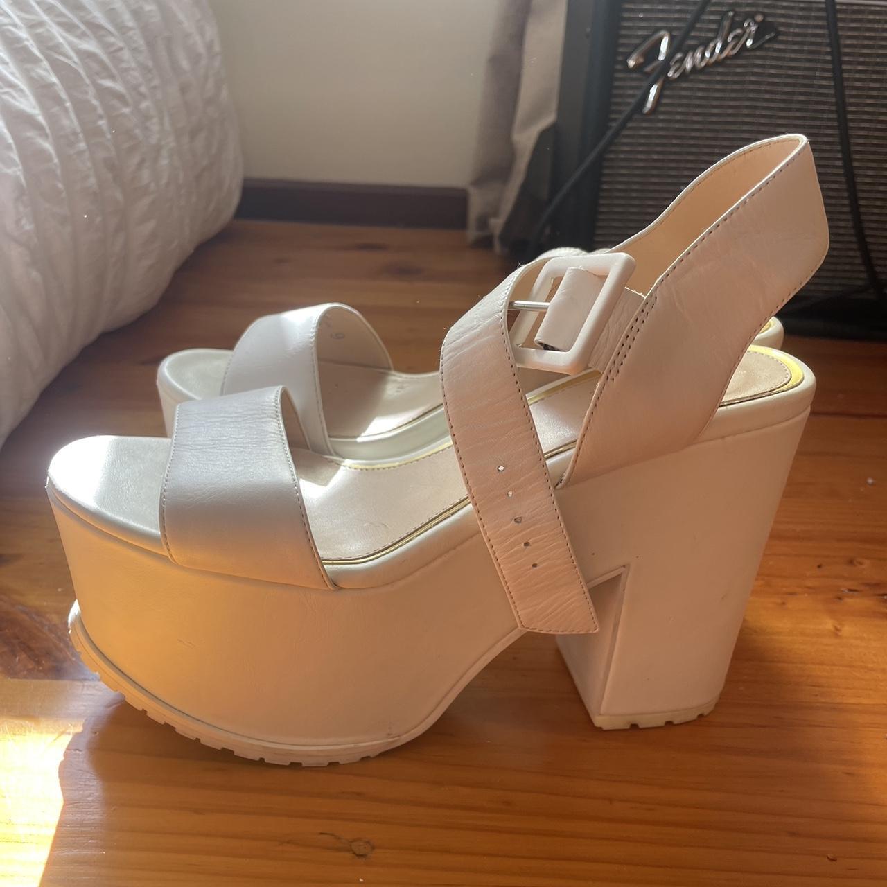 SIZE 8 PLATFORM HEELS Platform heels with gold... - Depop