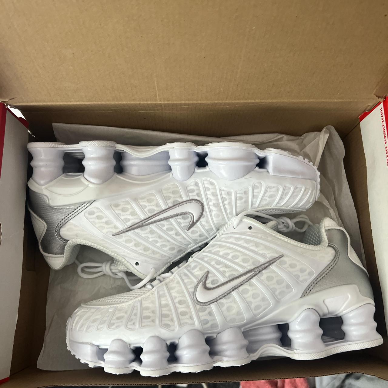 Nike shox TI Trainers - Depop