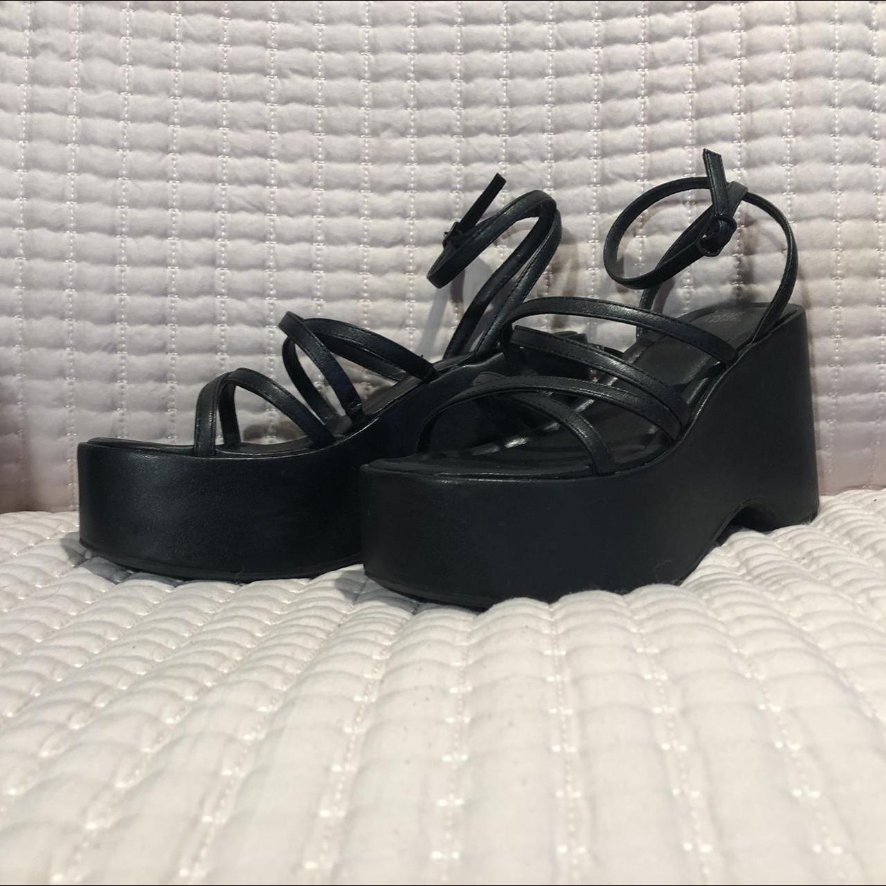 🖤🔗 WILD FABLE PLATFORM STRAPPY SANDALS 🔗🖤 Worn-once... - Depop