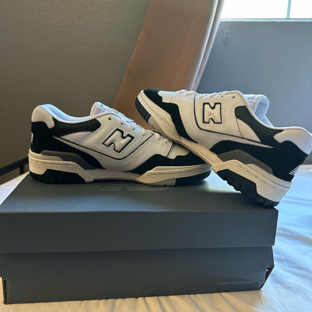 New Balance Women's Black and White Trainers | Depop