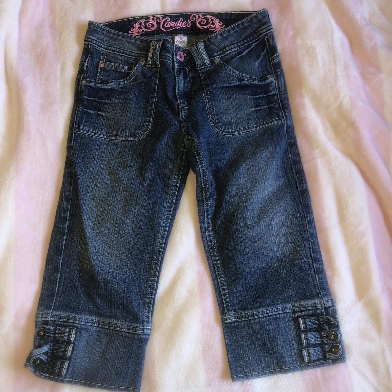 Cute low-rise Candies capri jeans with cute details... - Depop