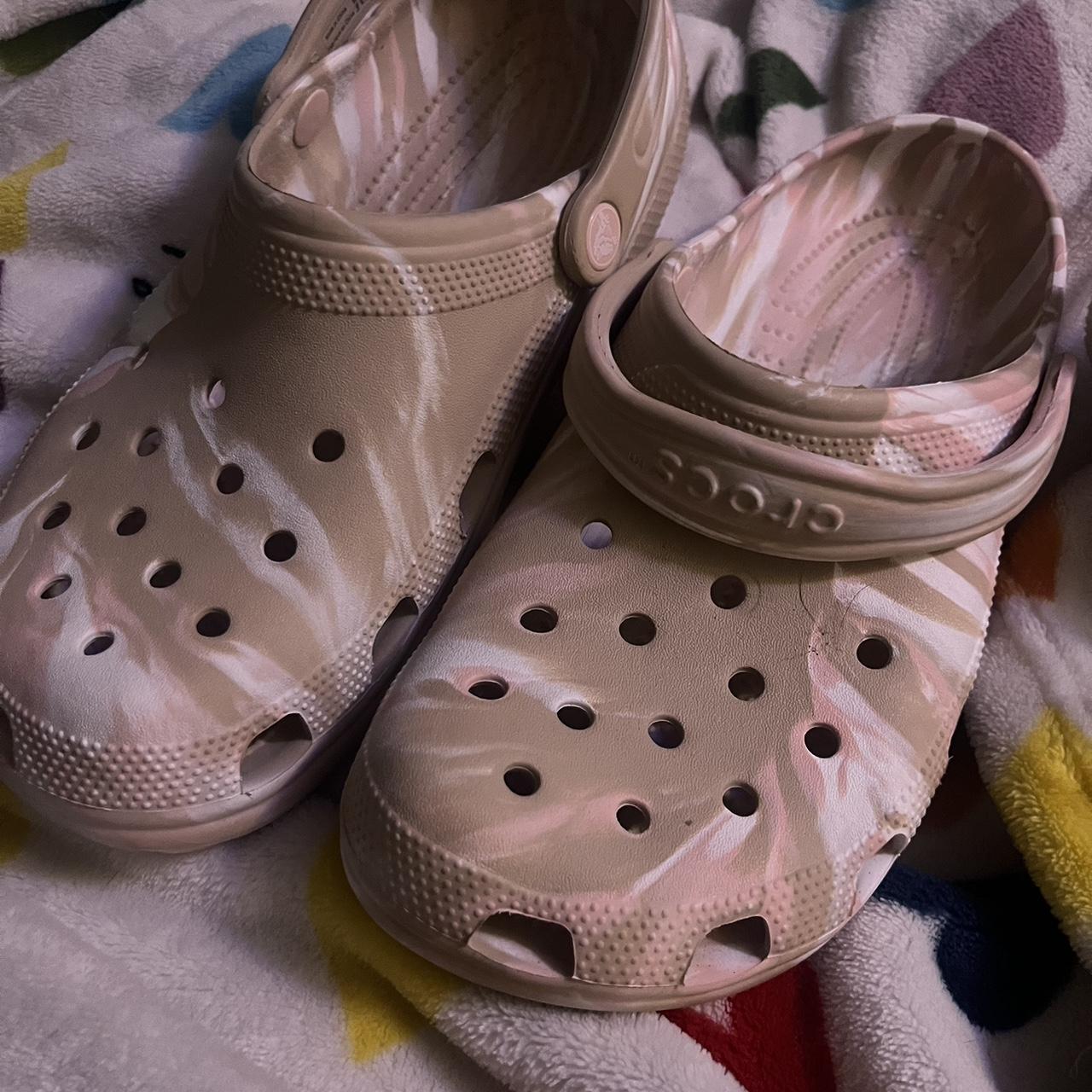 marbled crocs 10 womans - Depop