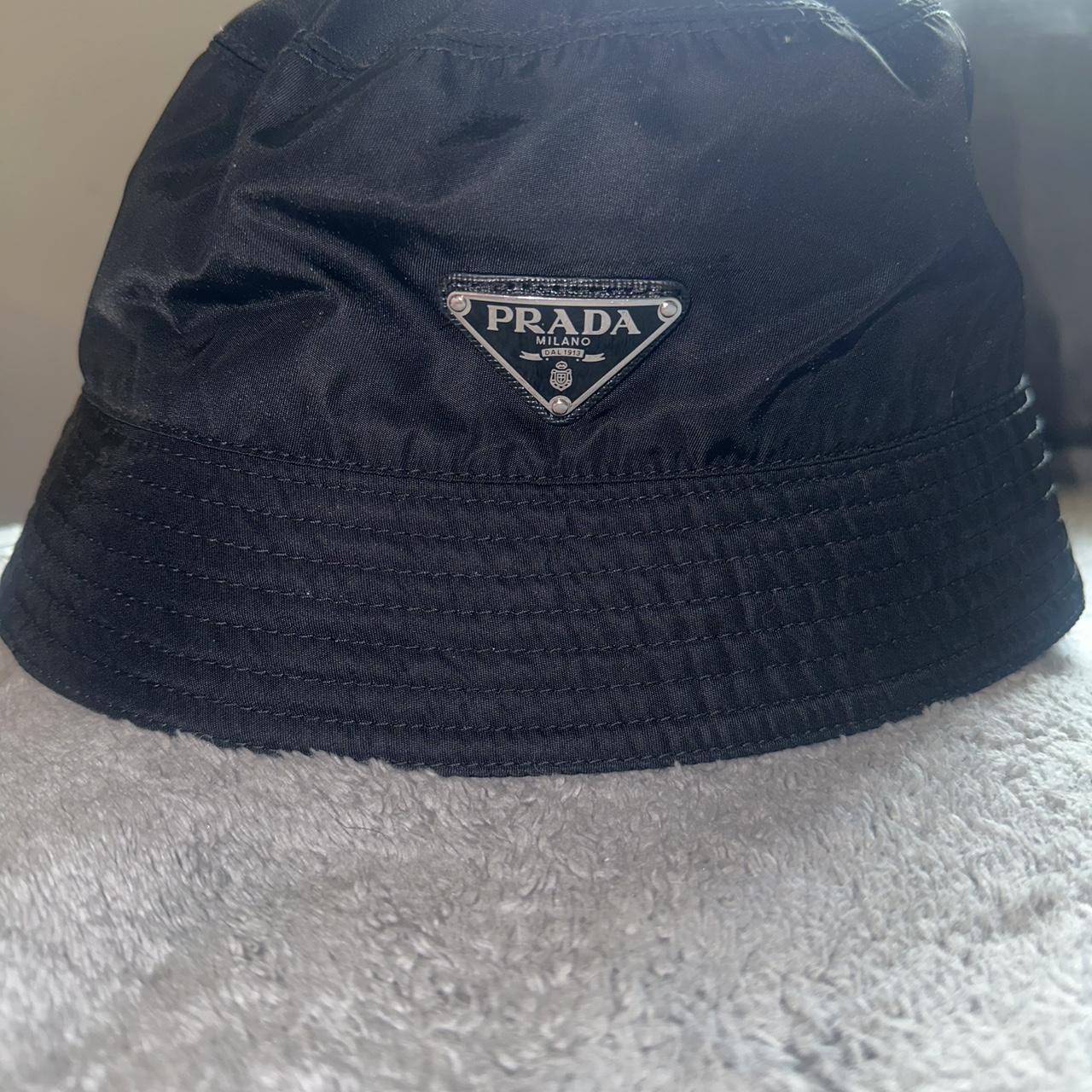 Prada bucket hat rarely worn, in a perfect condition | Depop