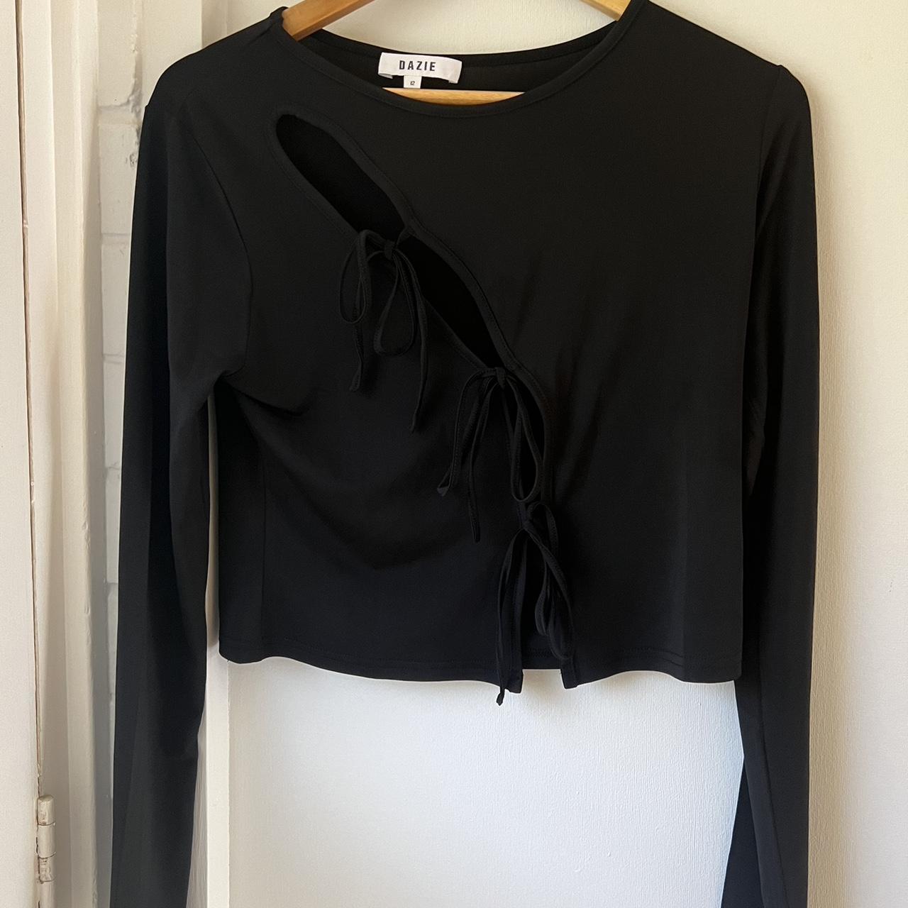 DAZIE EMERGENCE CUTAWAY TOP Never worn - perfect... - Depop
