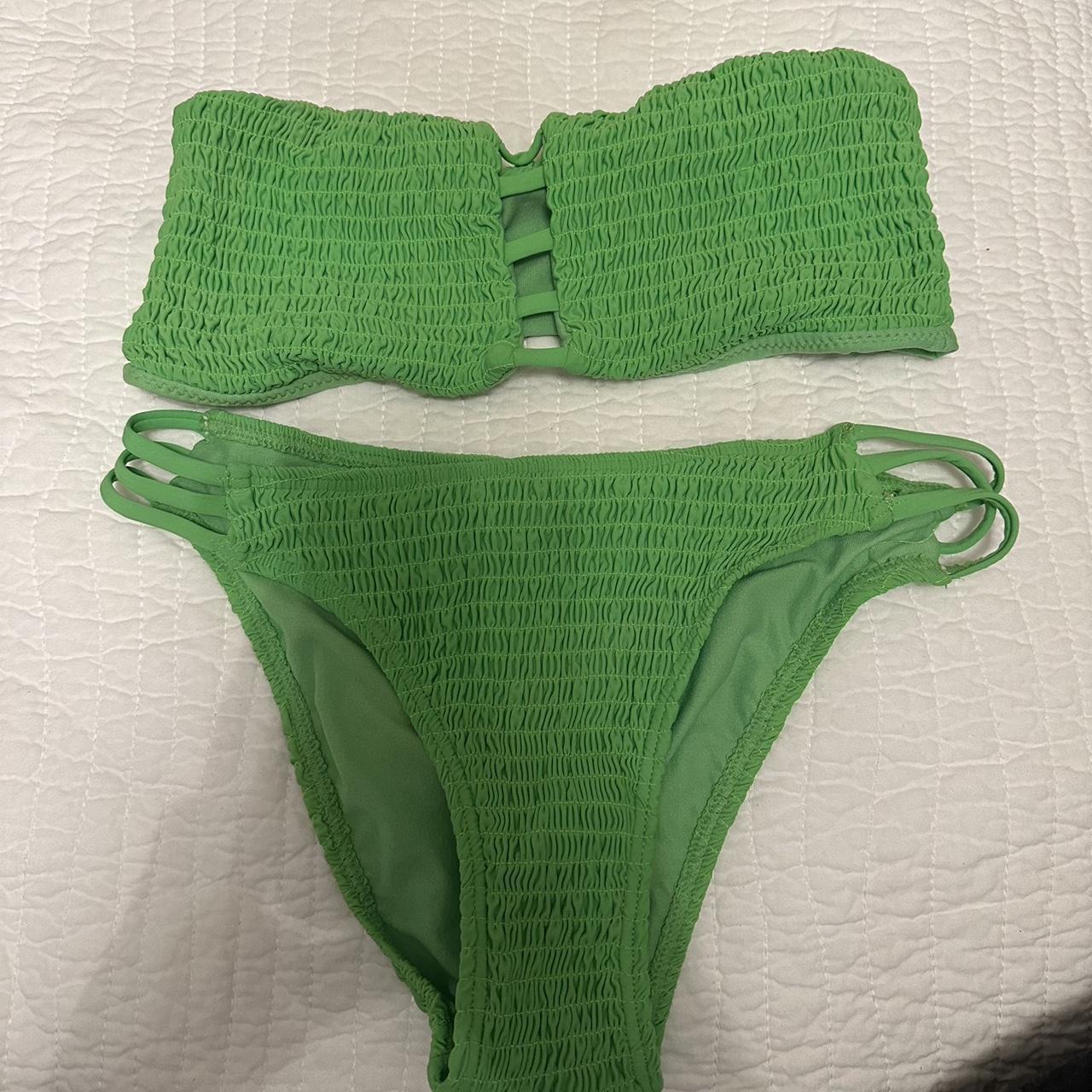 Triangl Women's Bikinis-and-tankini-sets | Depop