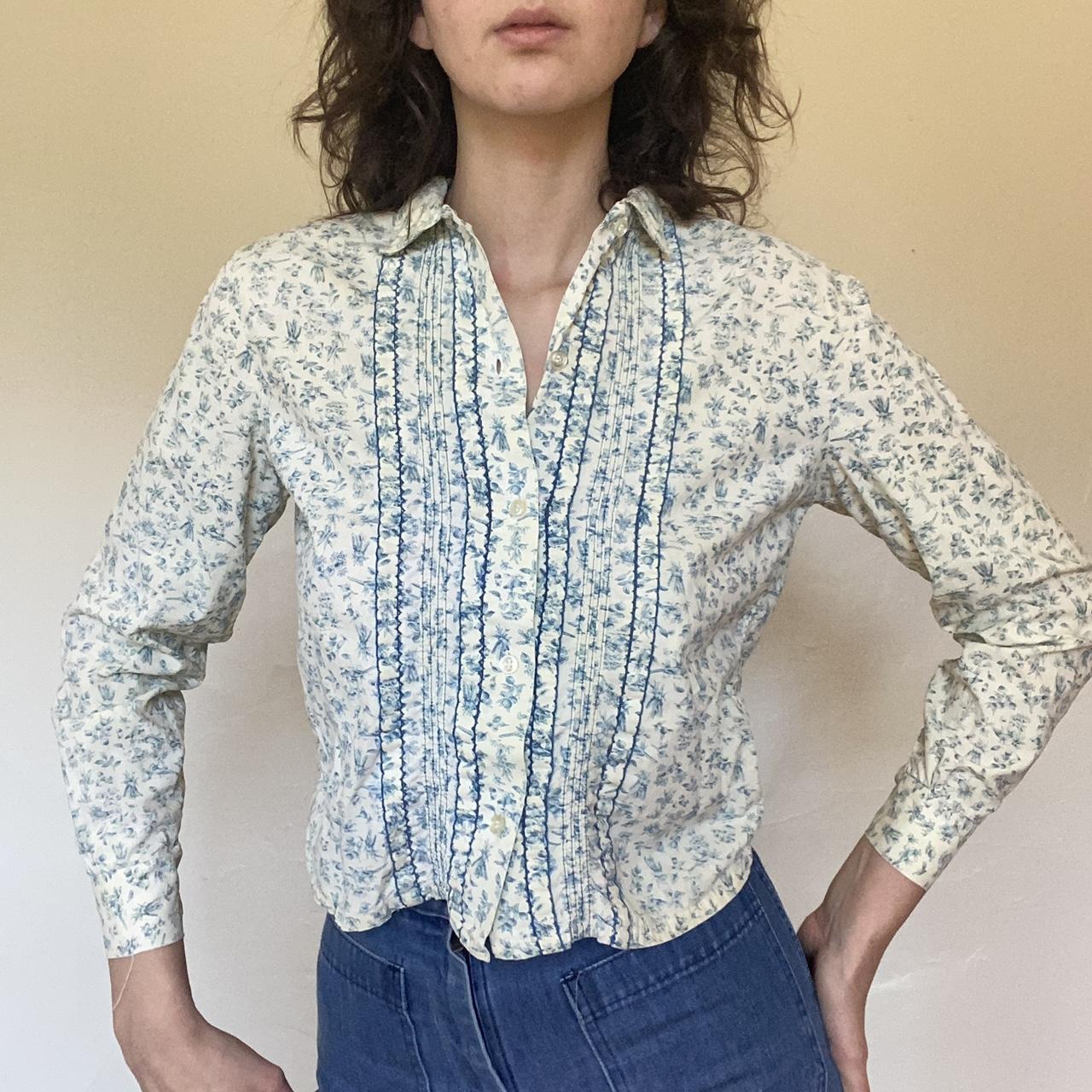 60s french toile printed blouse, no flaws womens... - Depop