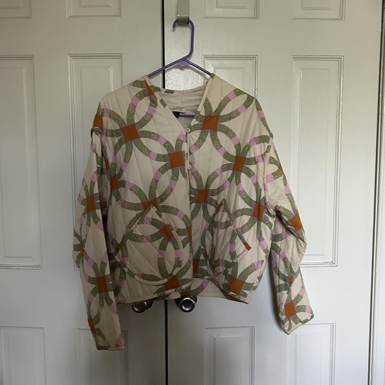 Out of town til 9/14! Universal Thread quilted... - Depop