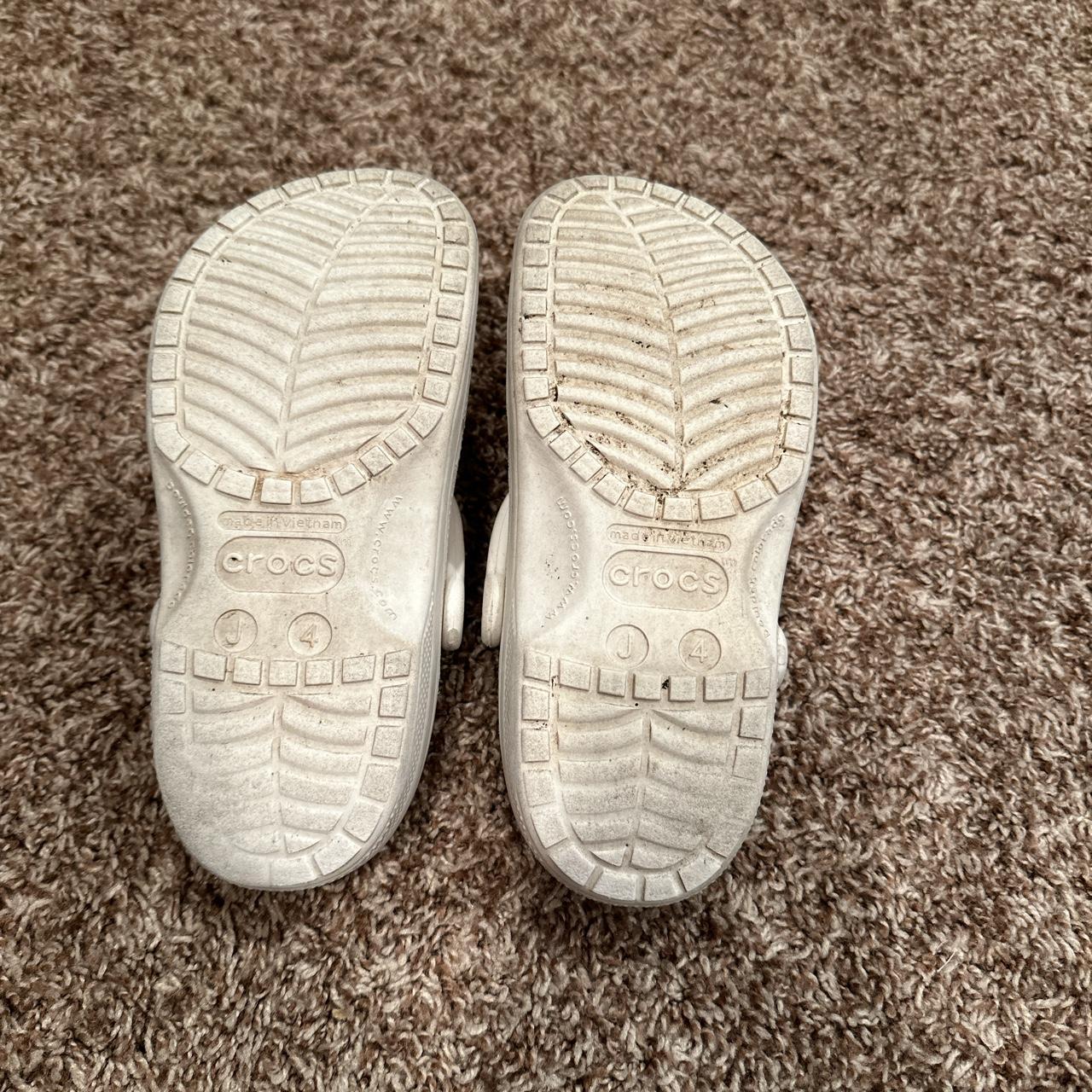 white crocs fits a size 6 in women’s🤍 These crocs... - Depop