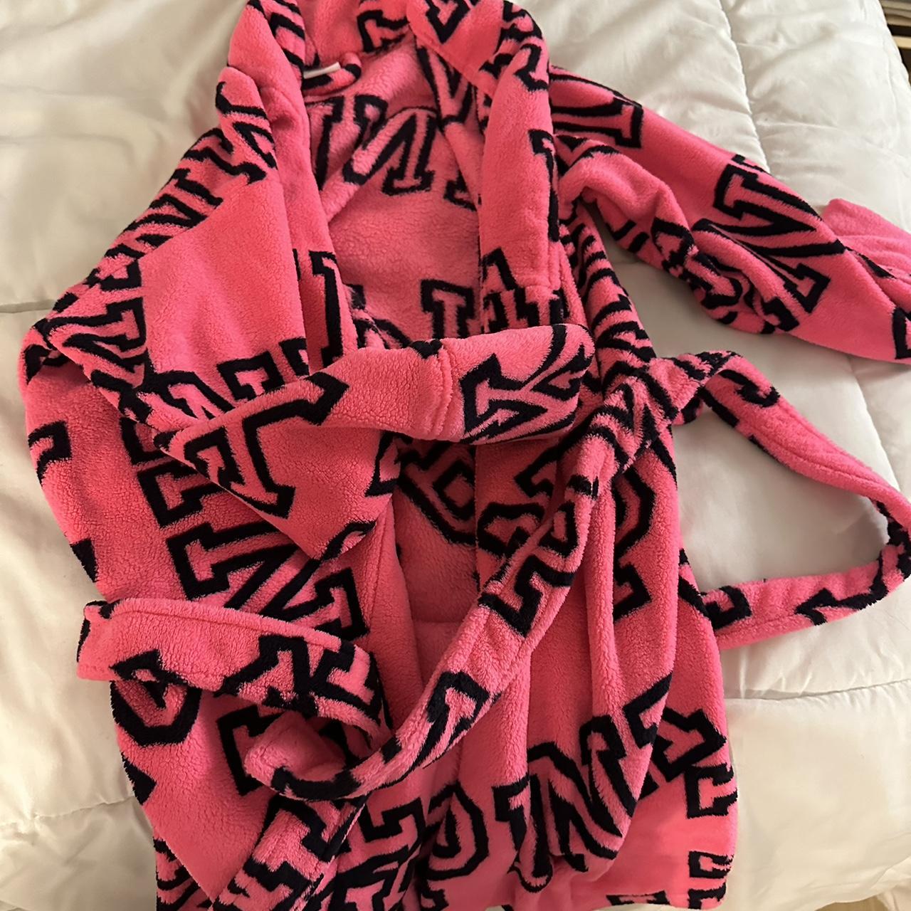 PINK HOT PINK FLUFFY ROBE xs but fits size small - Depop