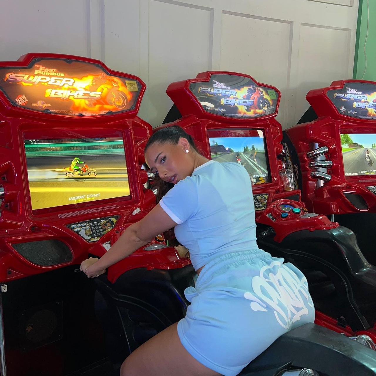 Syna world blue set both in a small Only worn once... - Depop