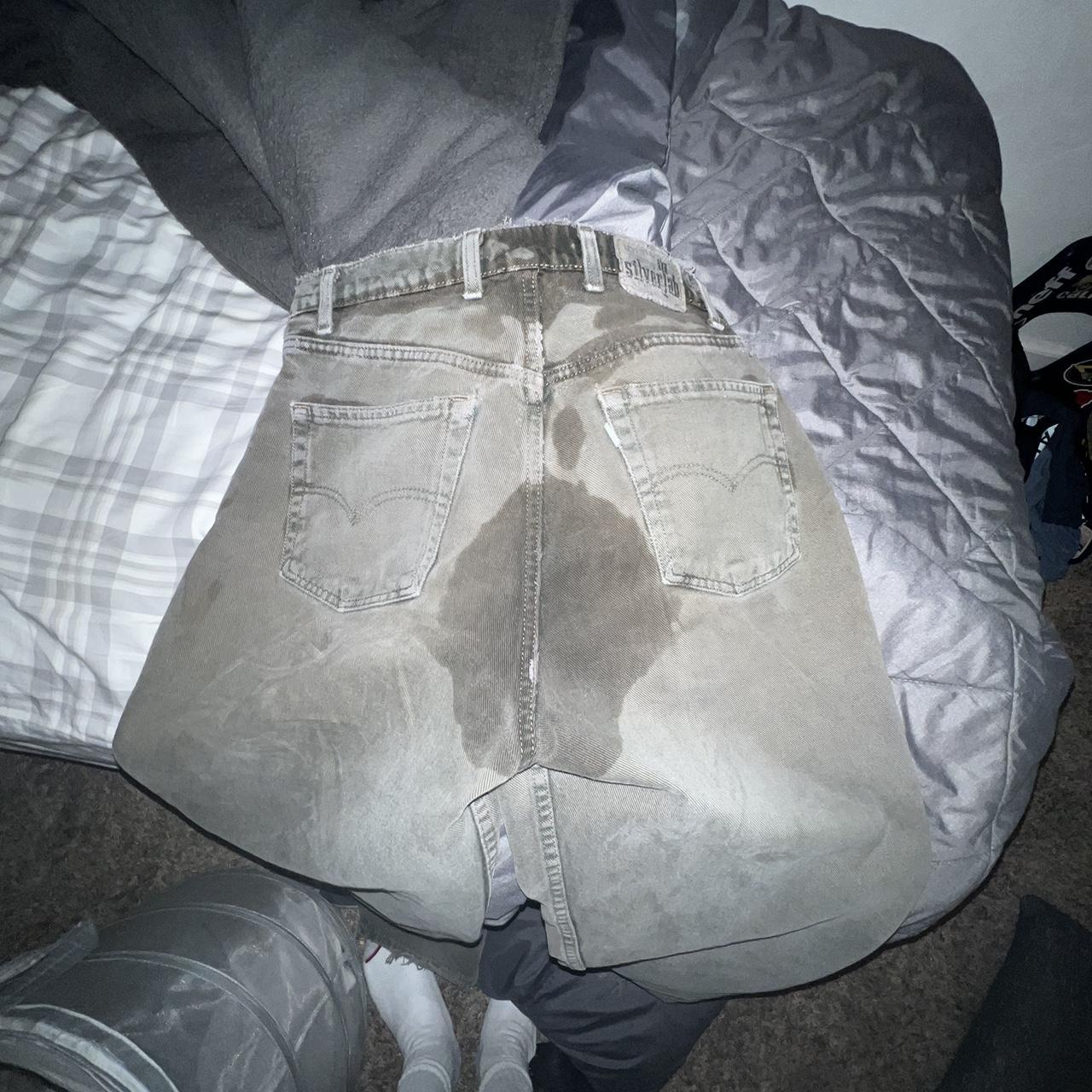 Lightly shat silvertabs - Depop