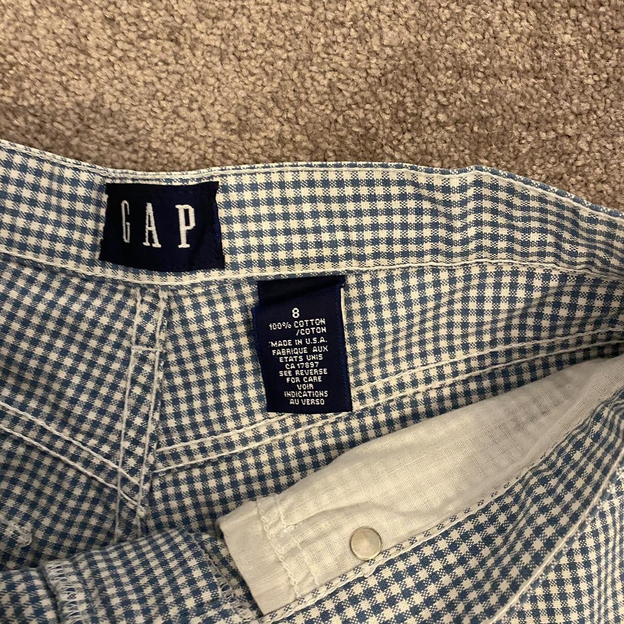 GAP check shorts - Depop