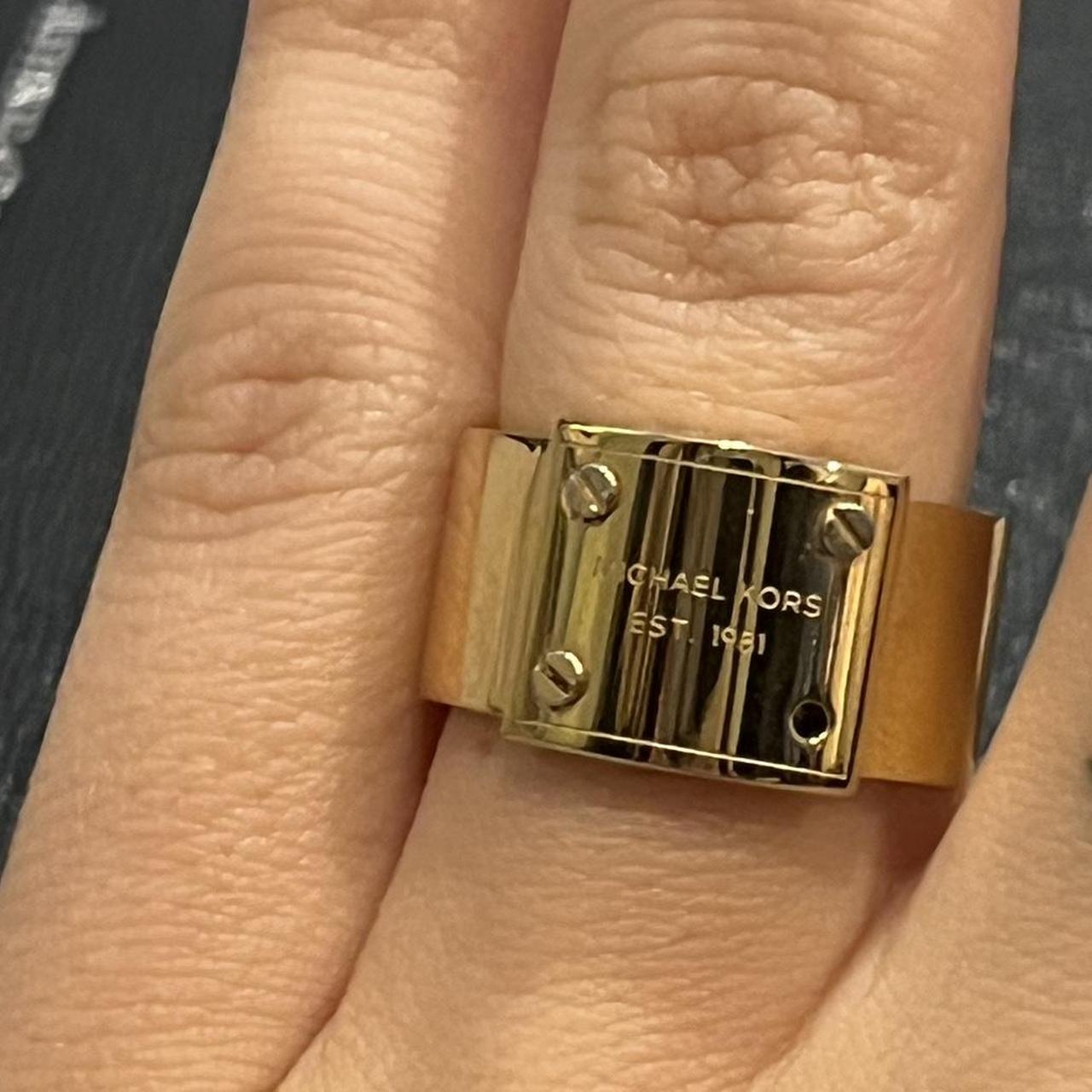 Michael Kors gold ring size 7 - screw missing - Depop