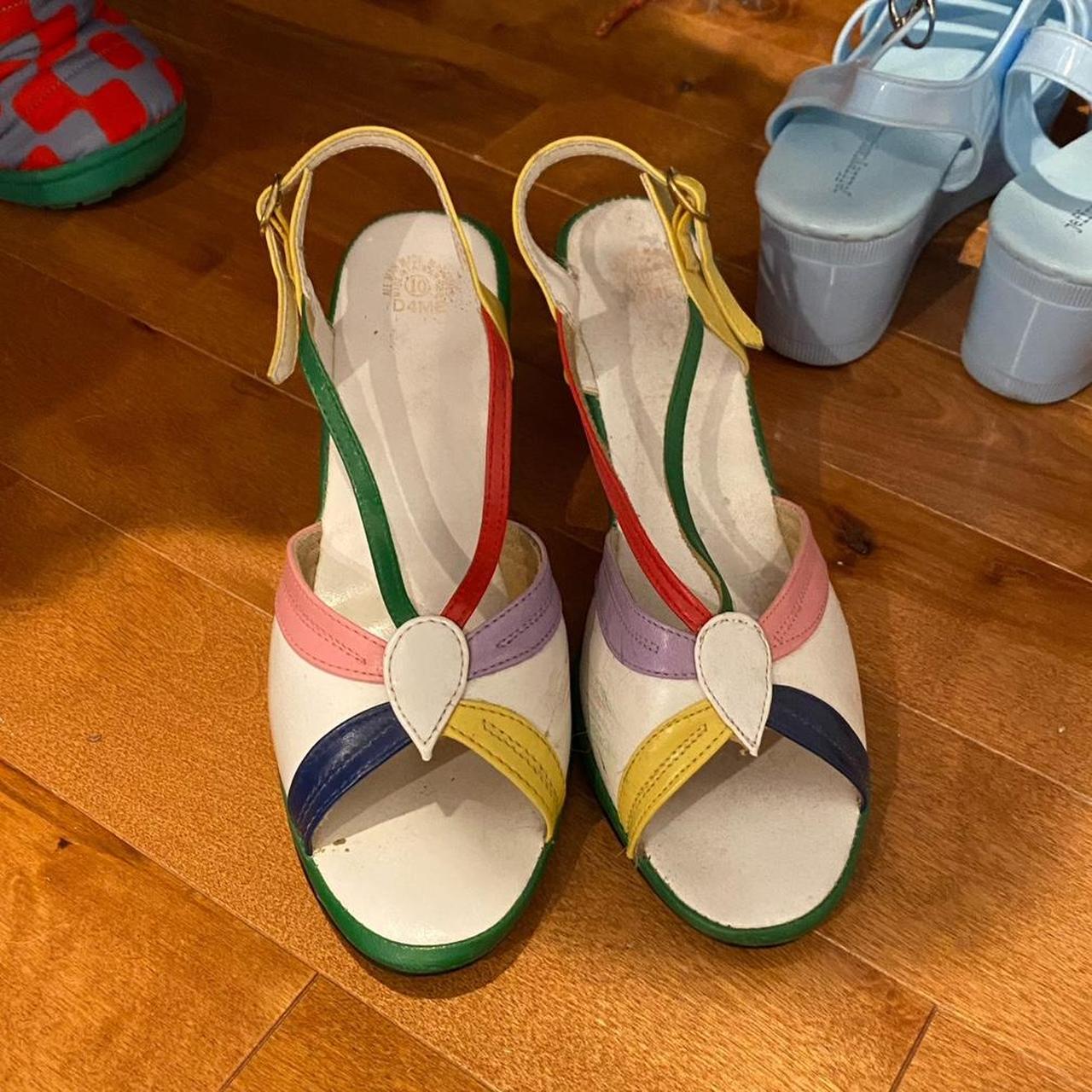 True vintage kitten wedges !! Tagged size 10 fits... - Depop