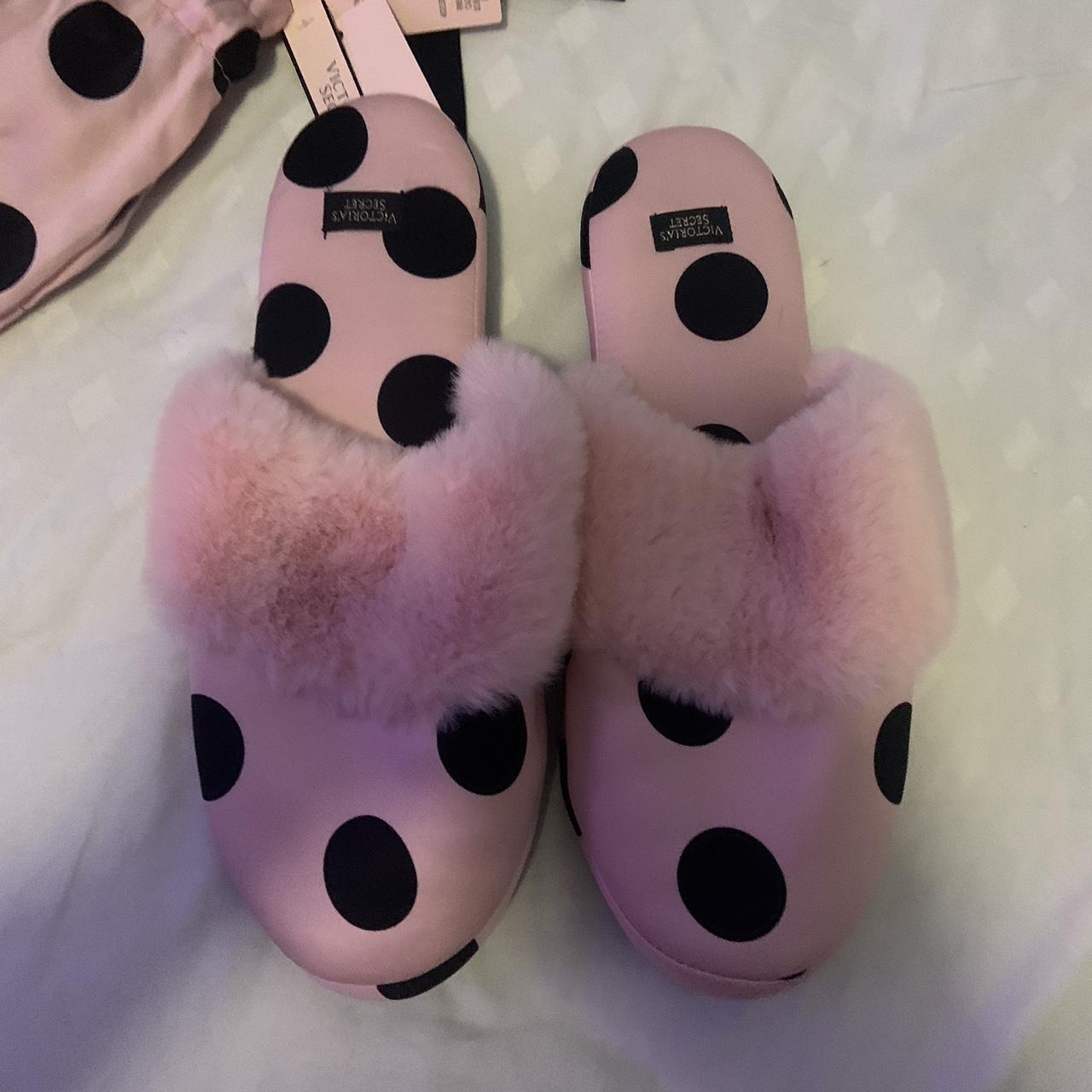 Victoria Secret pink slippers 🎀 -size 7-8 -literally... - Depop