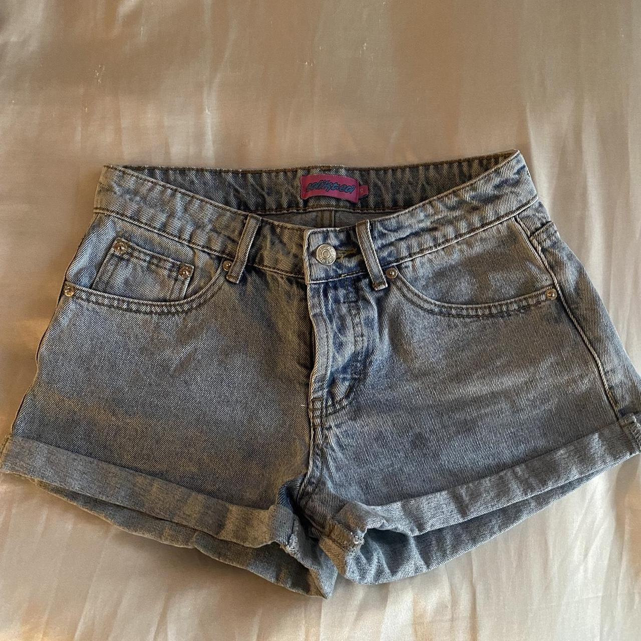 edikted jean shorts , size xs. perfect condition.... - Depop