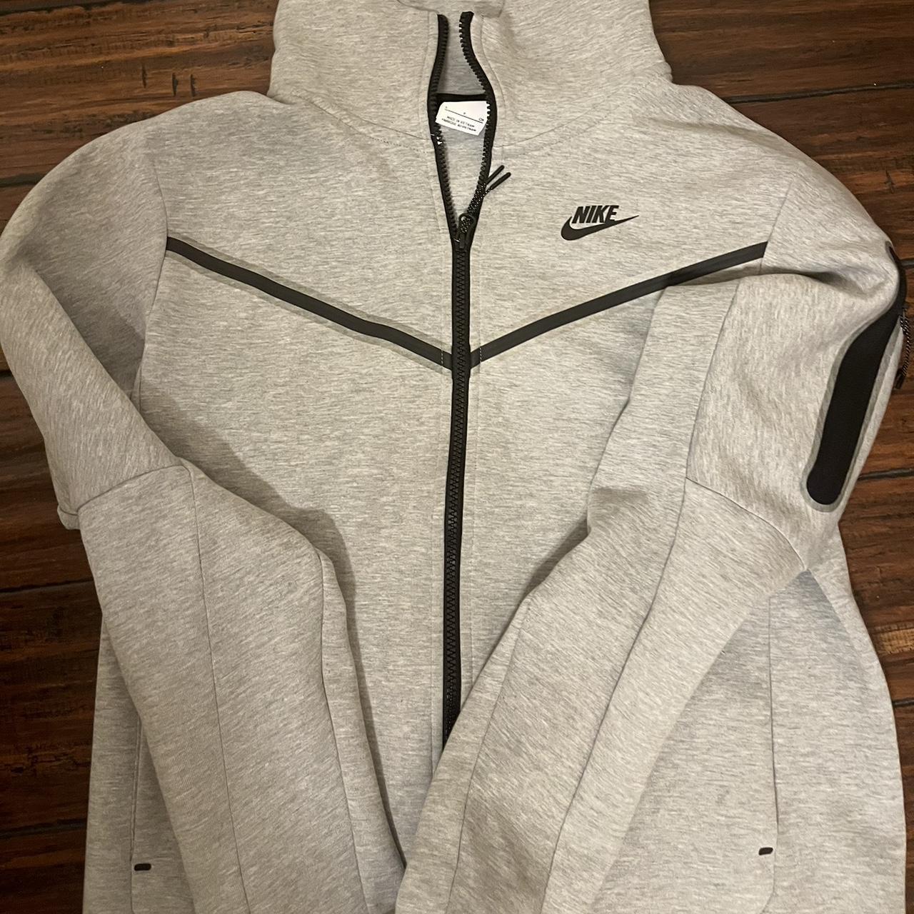 Small Nike Tech Fleece Gray -gently worn -price... - Depop