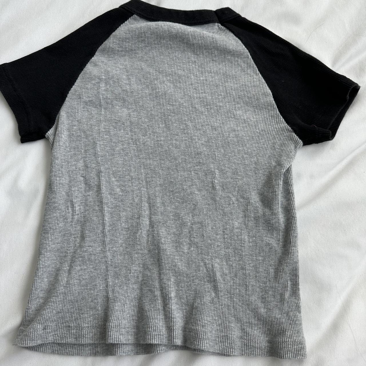 Brandy Melville cropped baseball tee - fits XS-S - Depop