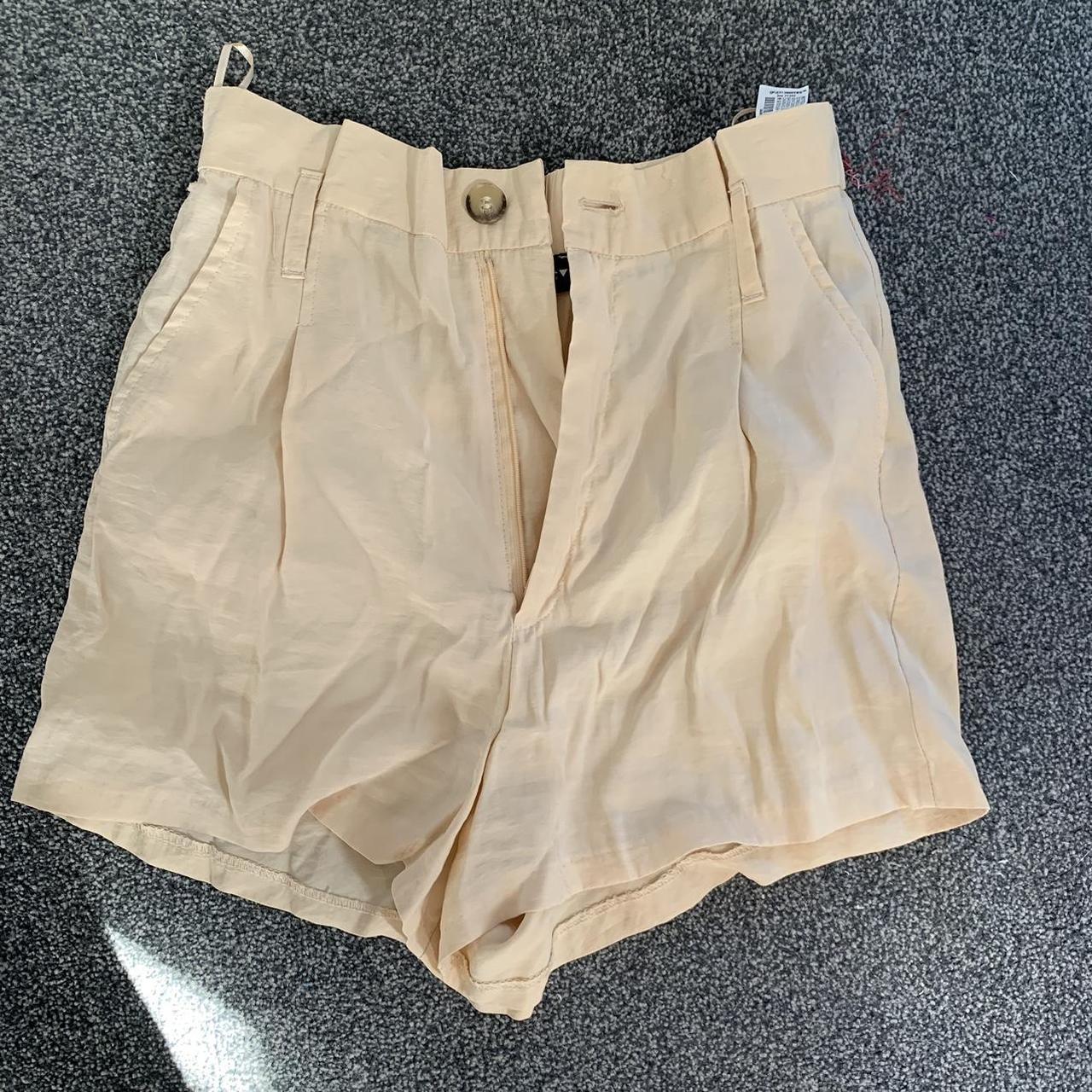 Zara linen look shorts • worn once • really light... - Depop