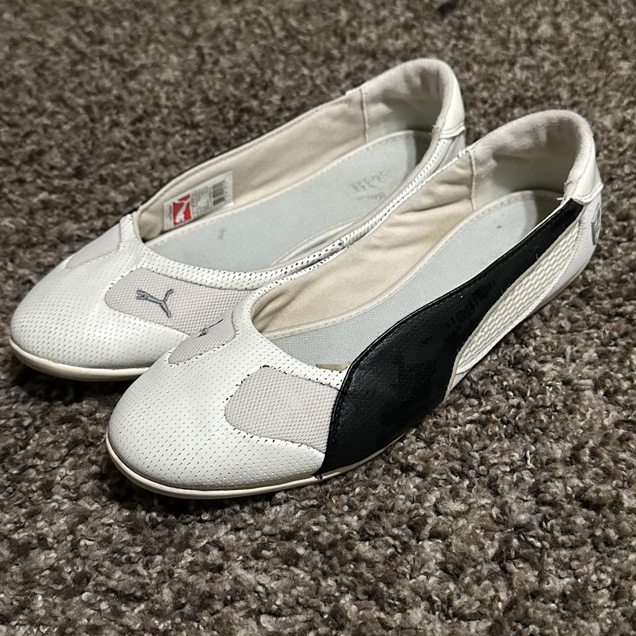 Puma Ferrari ballet flats, size 7 - Depop