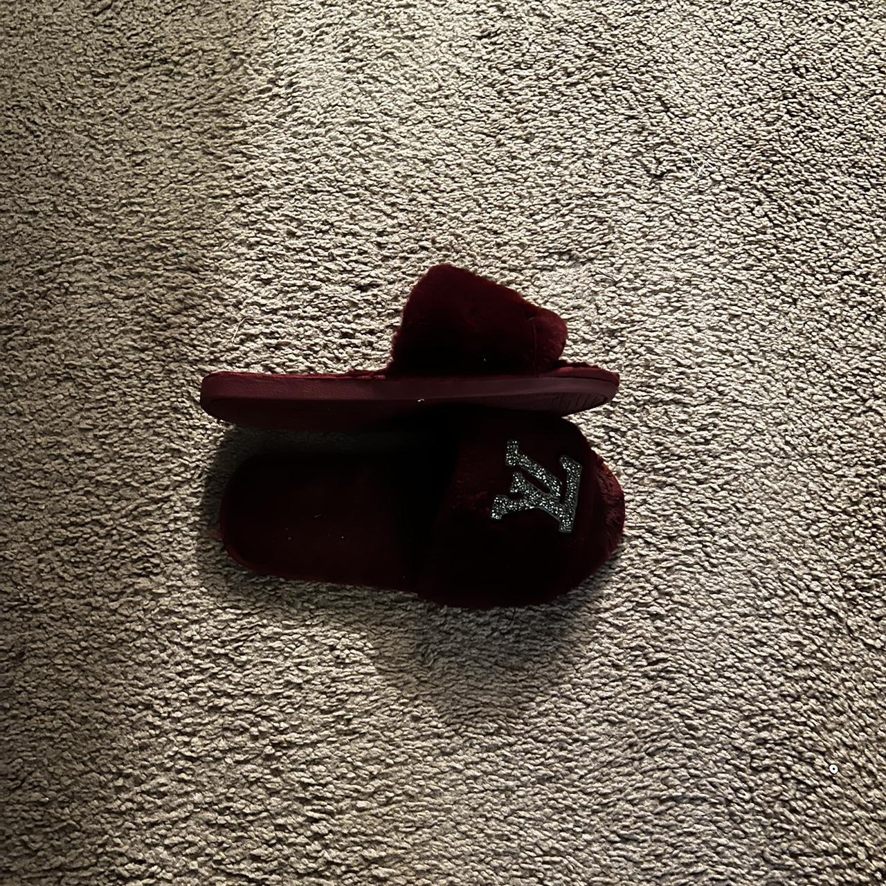Women's Burgundy Slides | Depop