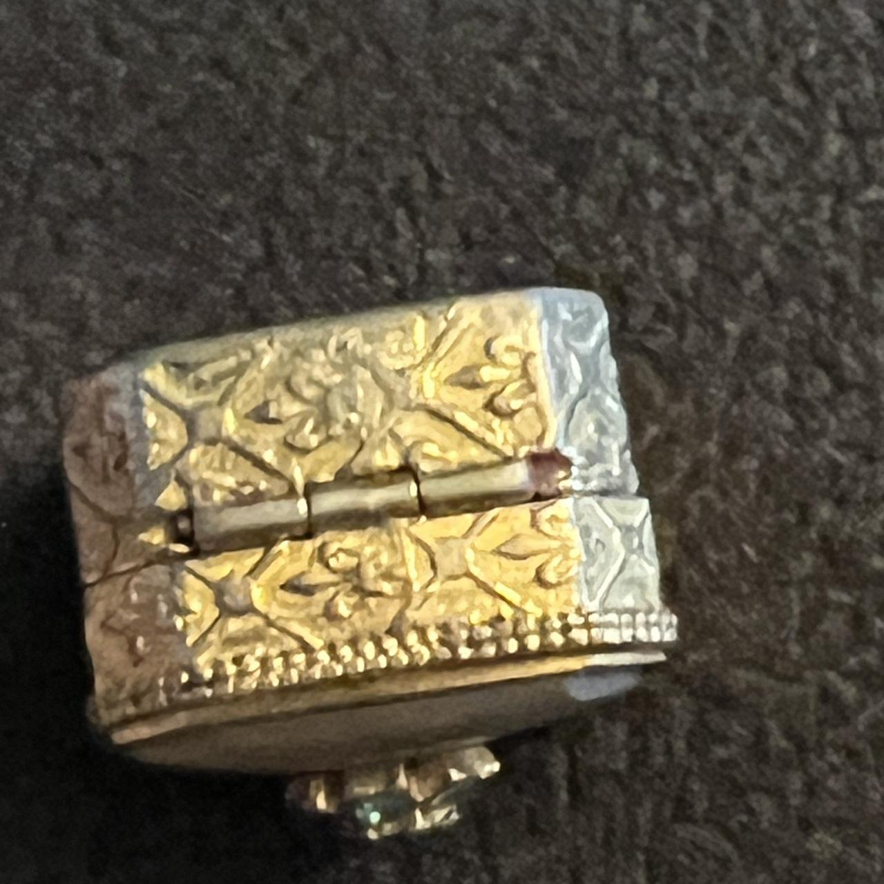 Vintage signed Florenza pill box. Beautiful item,... - Depop