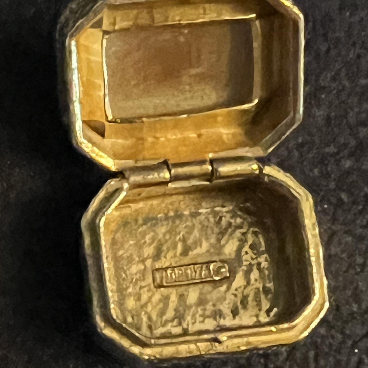 Vintage signed Florenza pill box. Beautiful item,... - Depop