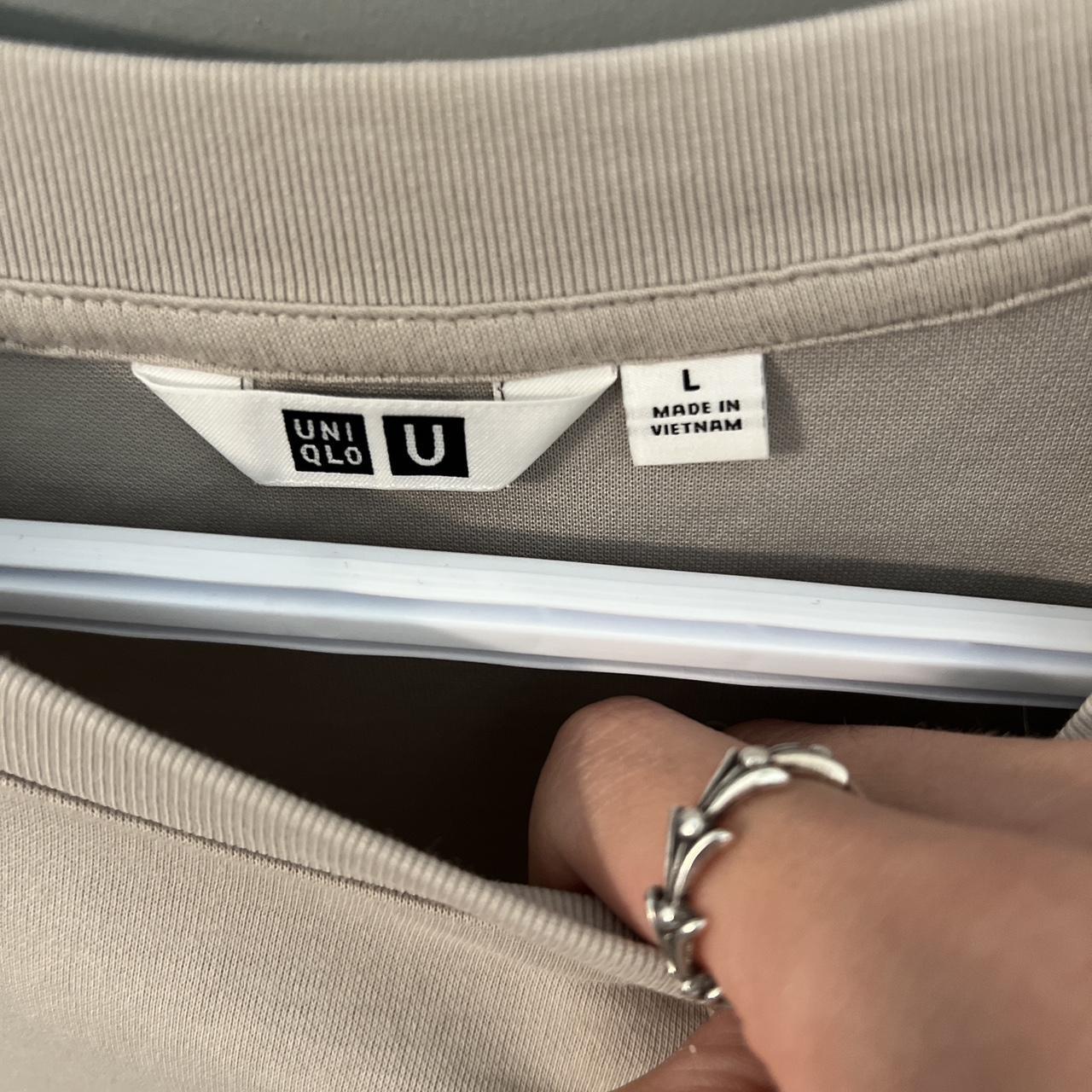 Uniqlo airISM Tee in light grey, size large - No... - Depop