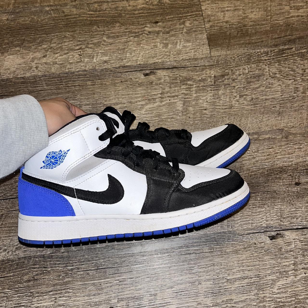 Jordan 1’s Mid Se “Royal Black Toe”. No creases or... - Depop