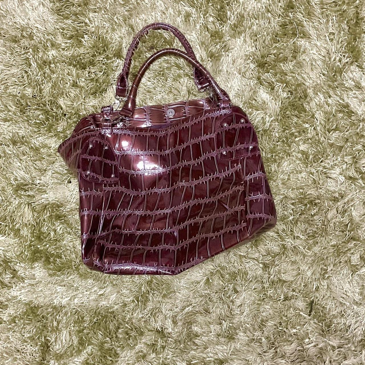 Brown textured purse - Depop