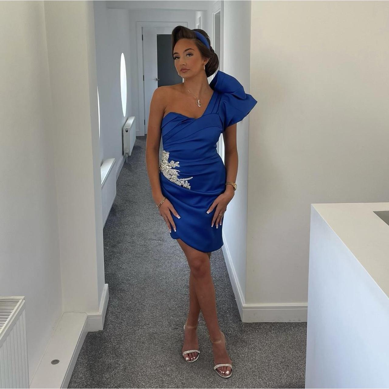 Stunning royal blue dress with matching headband... - Depop