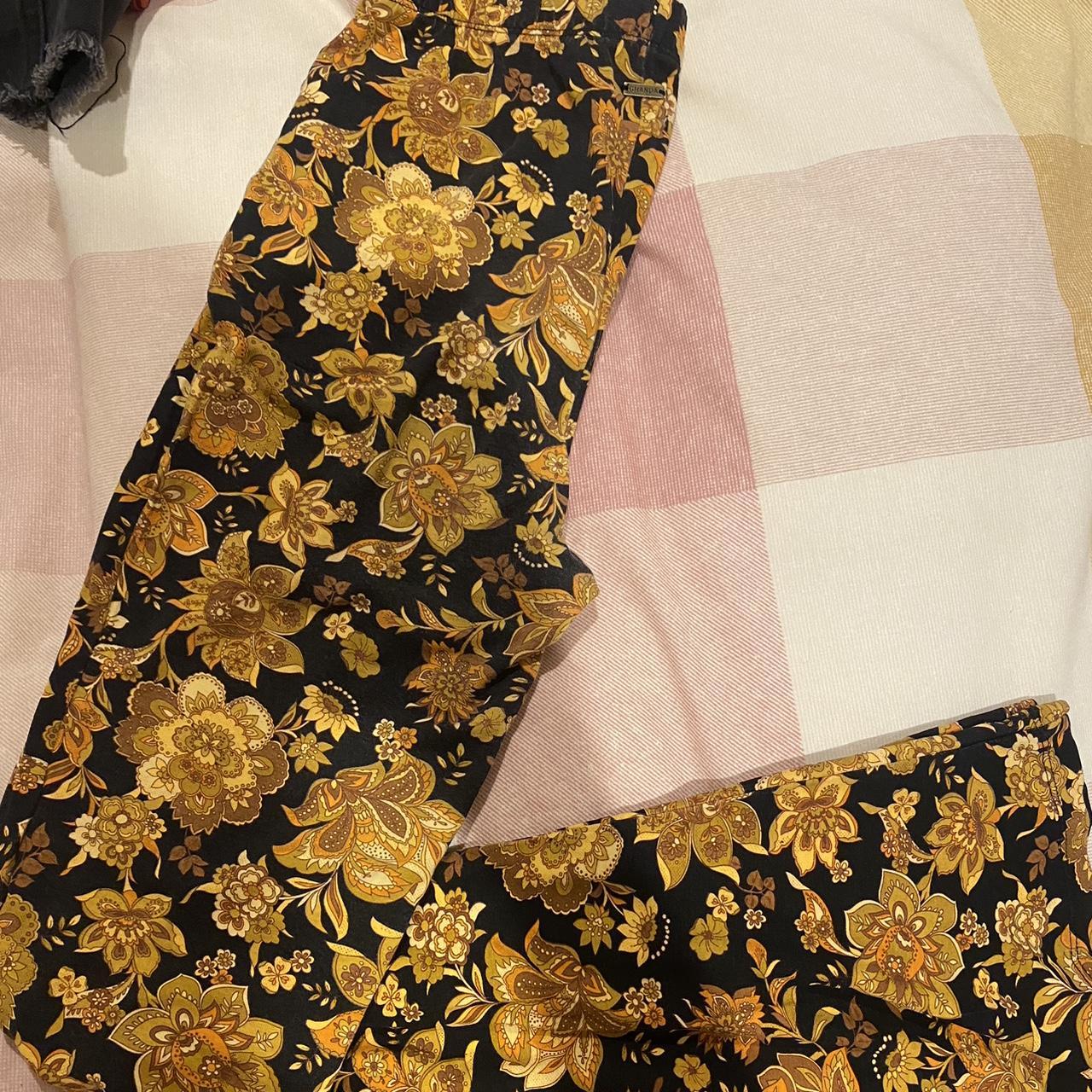 Ghanda flare pants Fits 8-12 Comfy - Depop