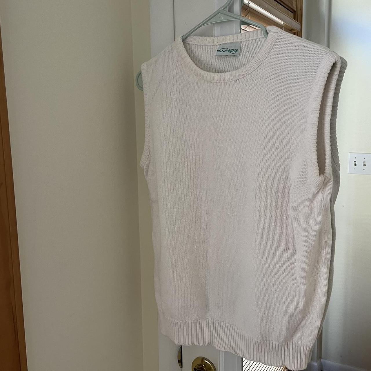 Cozy vintage white knit vest Size M 100% cotton -... - Depop