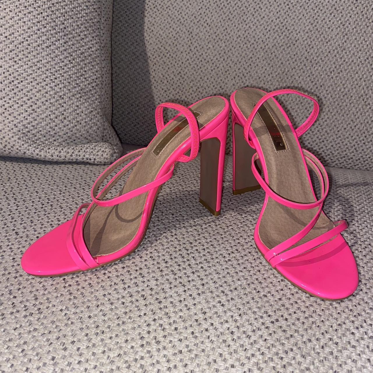 Billini Devana Heel in Neon Pink Patent In excellent... - Depop