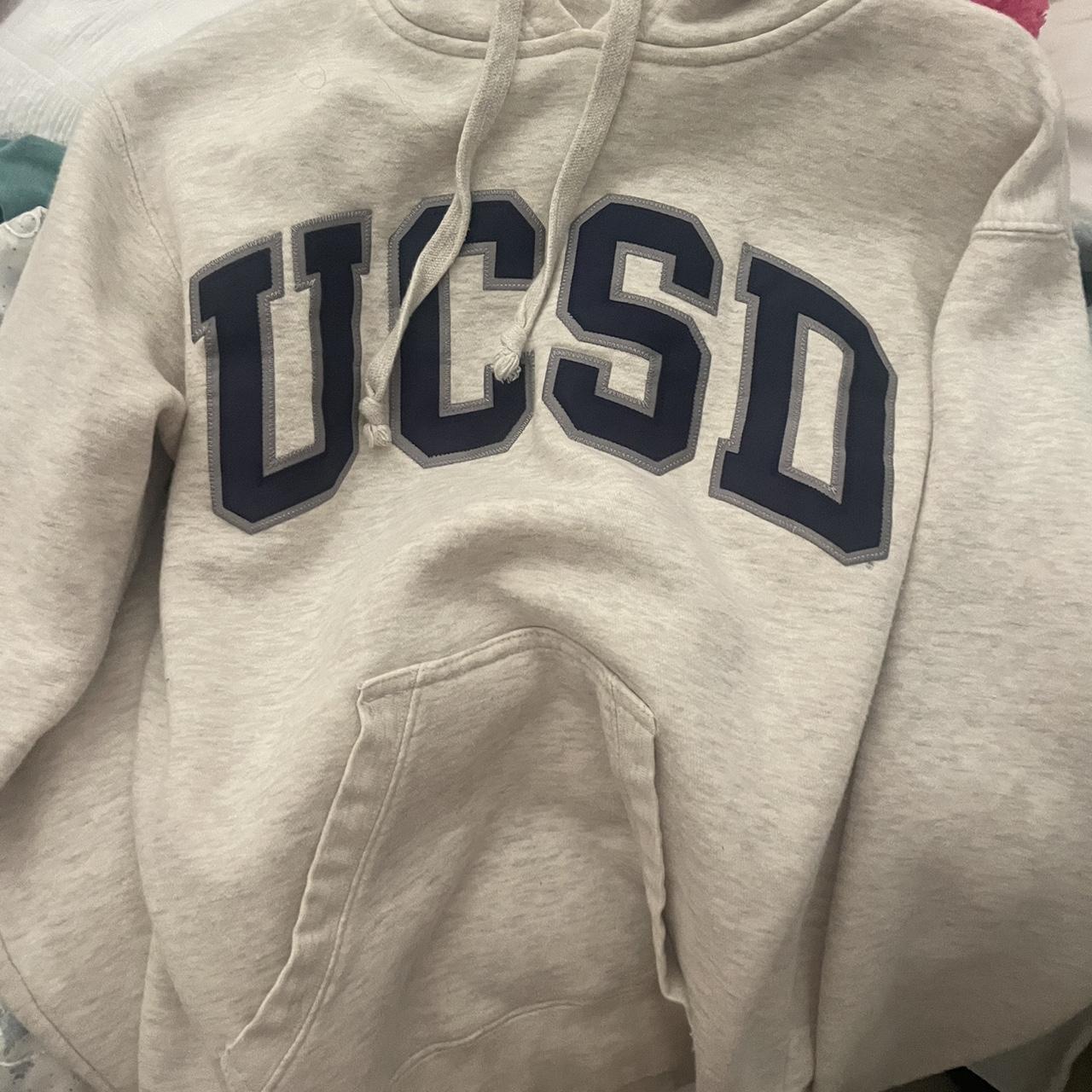 ucsd hoodie worn once - Depop