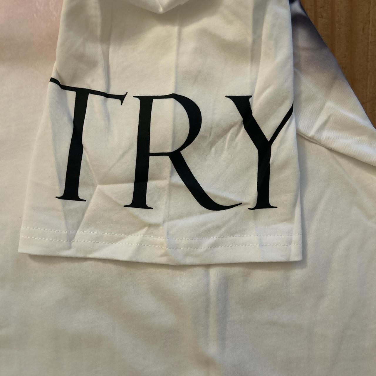 insanely limited joeyy try tour tee from LA... - Depop