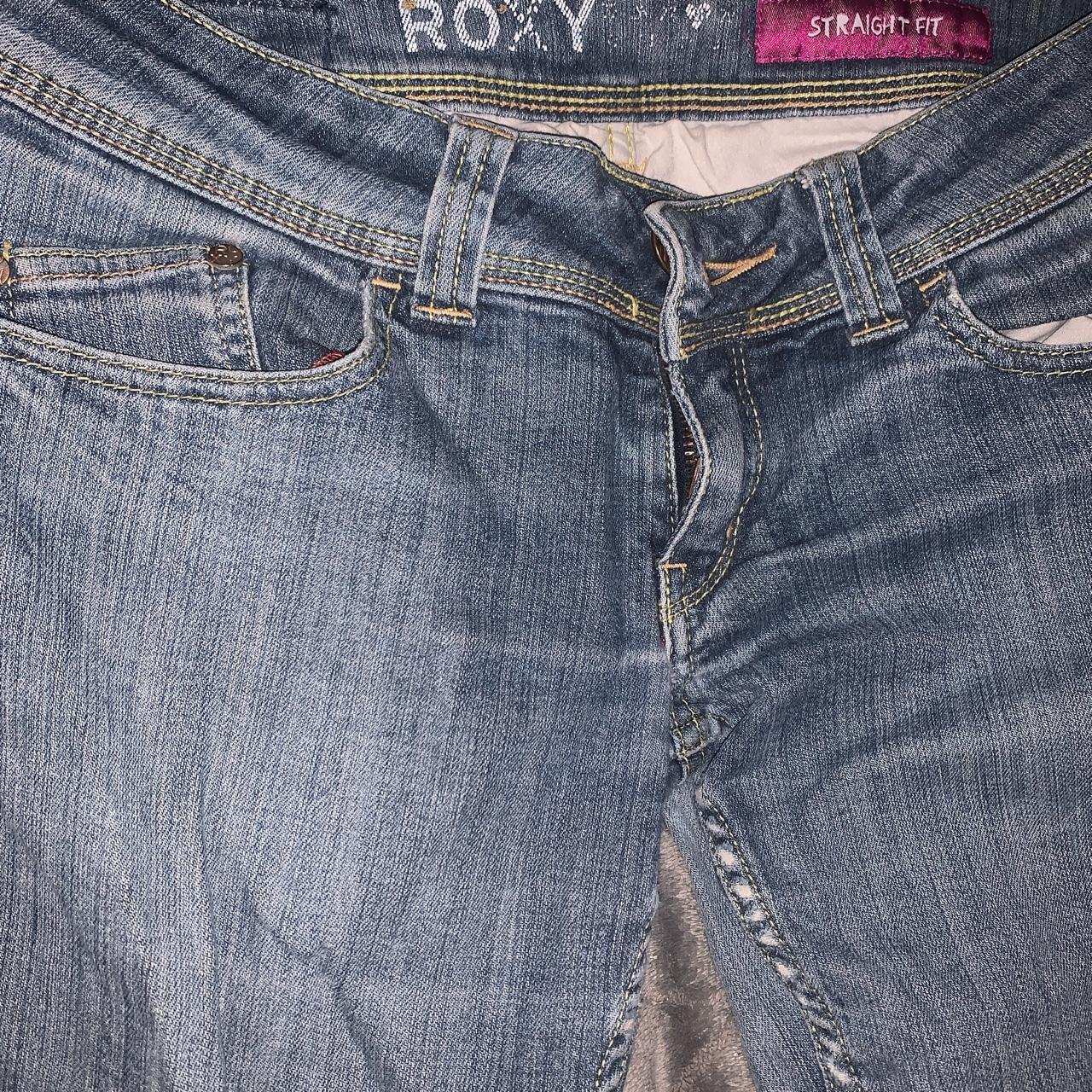 y2k vintage low rise roxy jeans only worn a few... - Depop